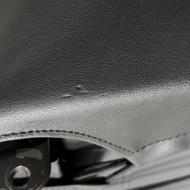 Baja Ultra Black Vinyl Blemished – Corbeau